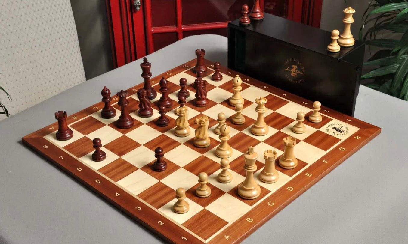The Grandmaster Chess Set – CHESORA